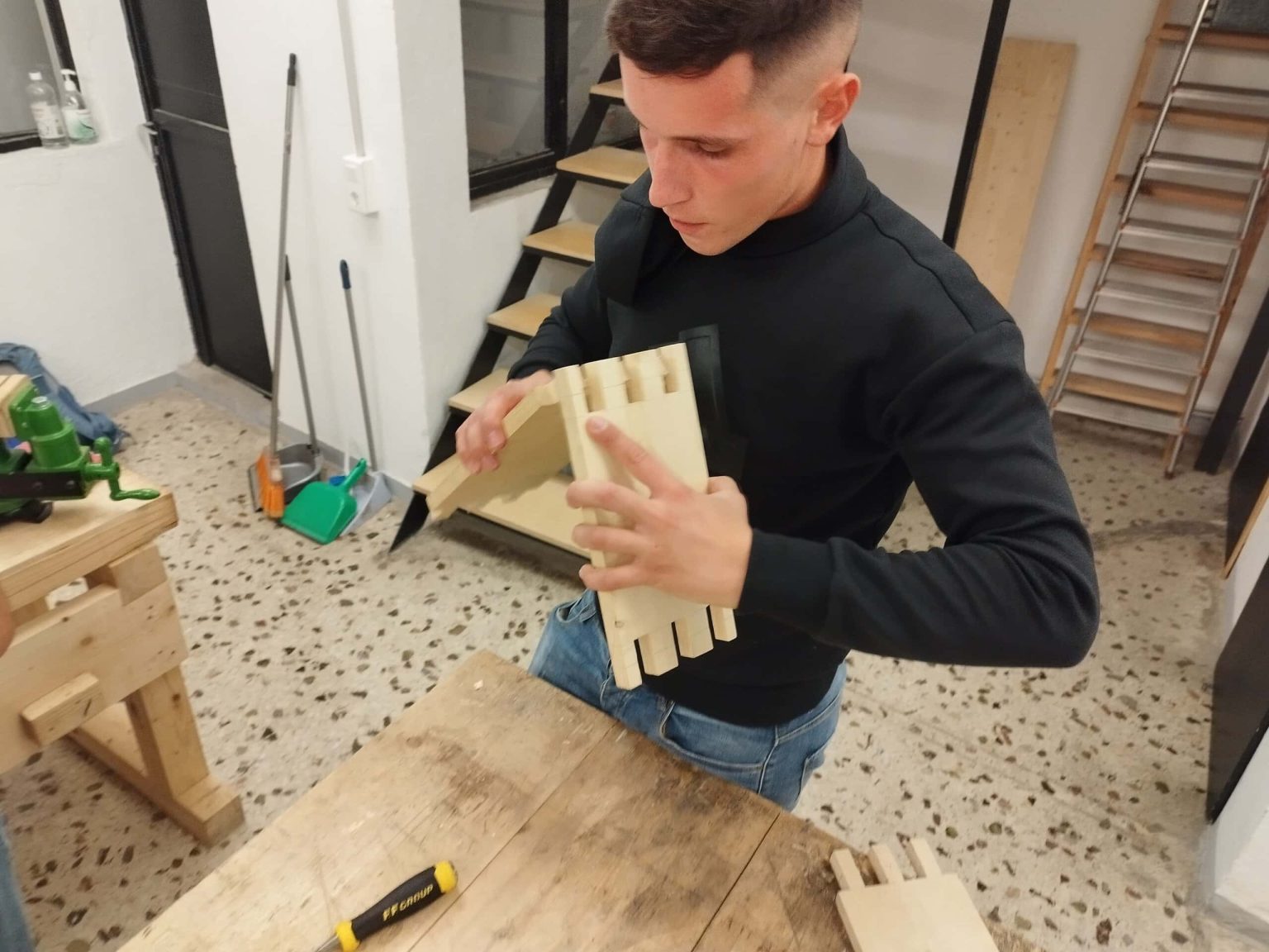 Athenswoodschool/ Σχολή Ξυλουργικής – Athens School